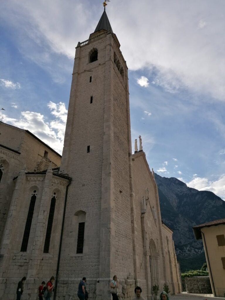 Cosa vedere a Venzone in Friuli, il borgo simbolo della rinascita ...